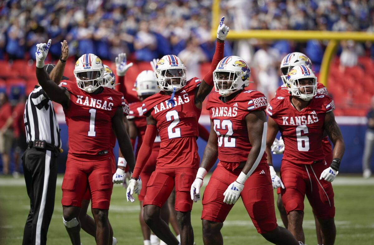 Bye-week breakdown: How KU’s defensive players are faring this year ...
